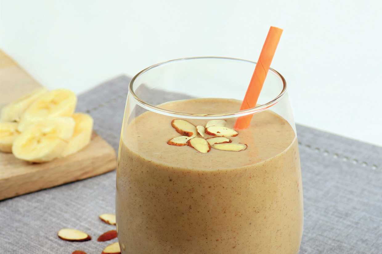 Banana “Bread” Smoothie with Defatted Almond Flour and White Beans ...