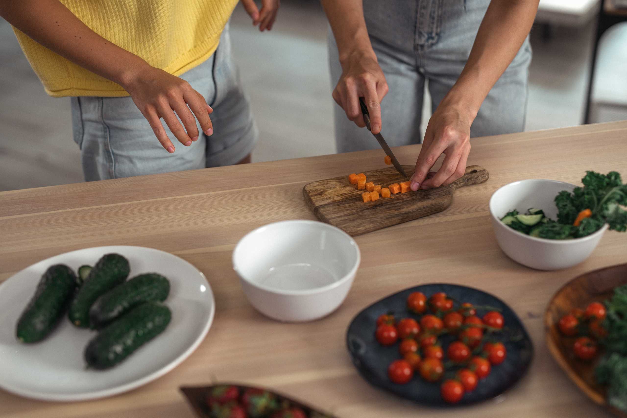 Plant-based cooking: Vegan recipes anyone can make – DelicioUS!