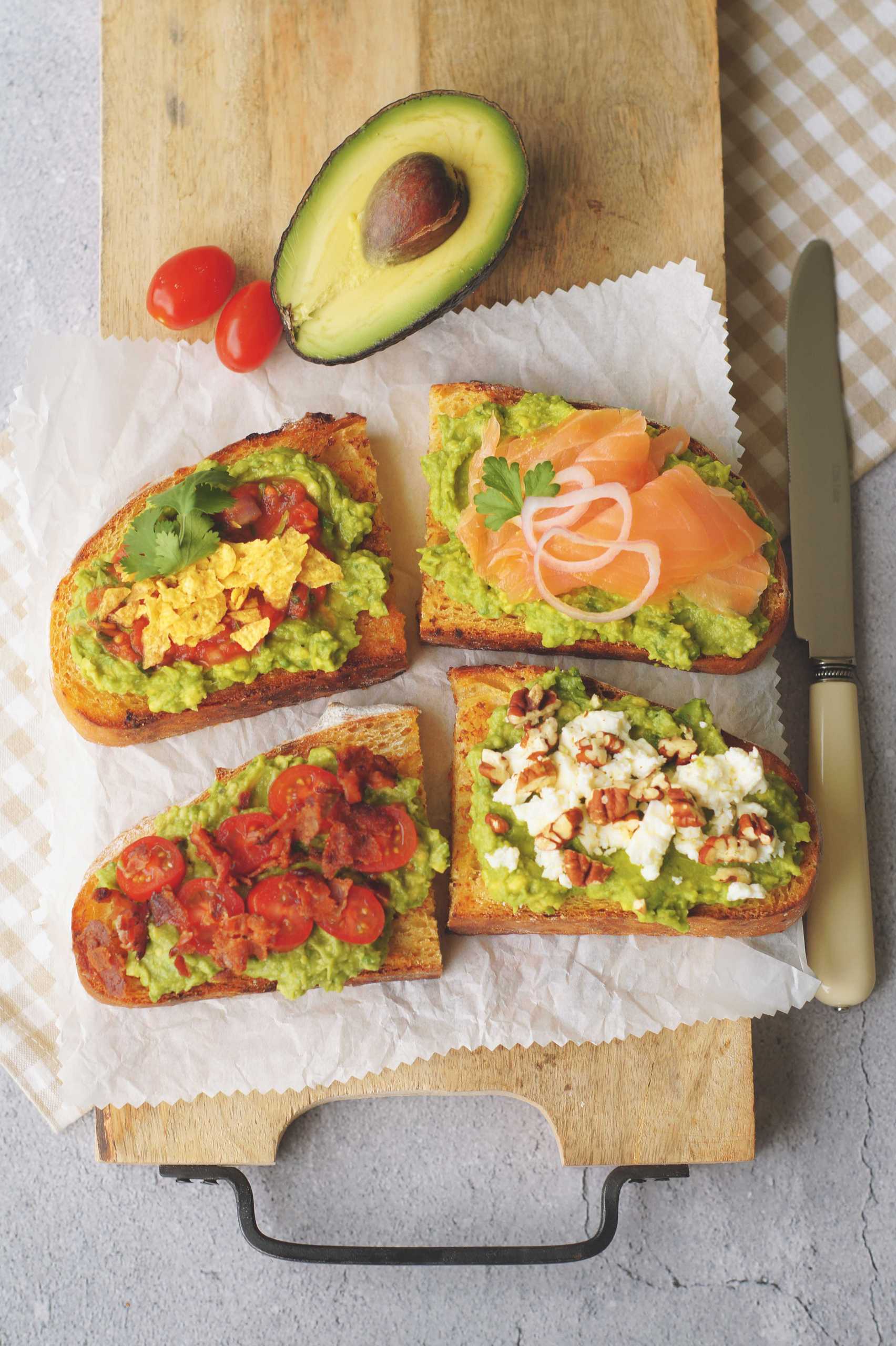 Avocado Toasts Four Ways – DelicioUS!