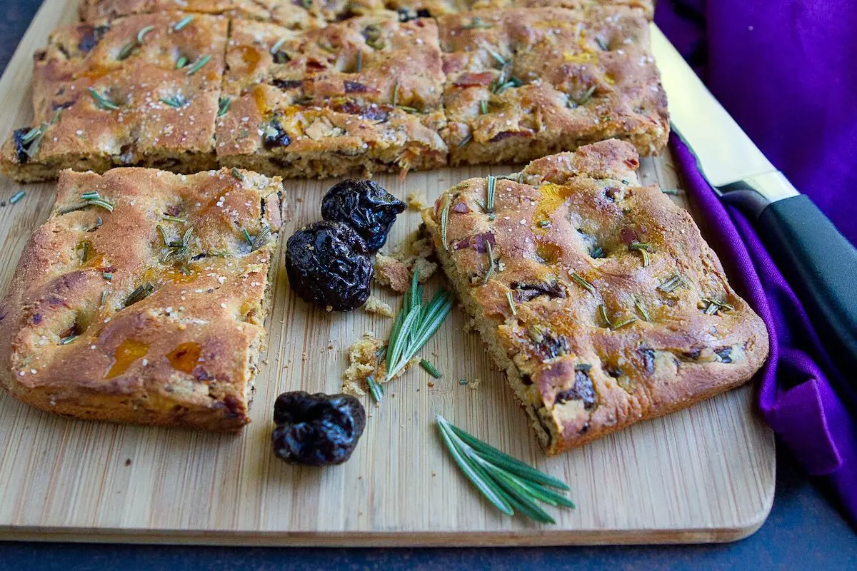 Focaccia Bread with California Prunes & Prosciutto – DelicioUS!